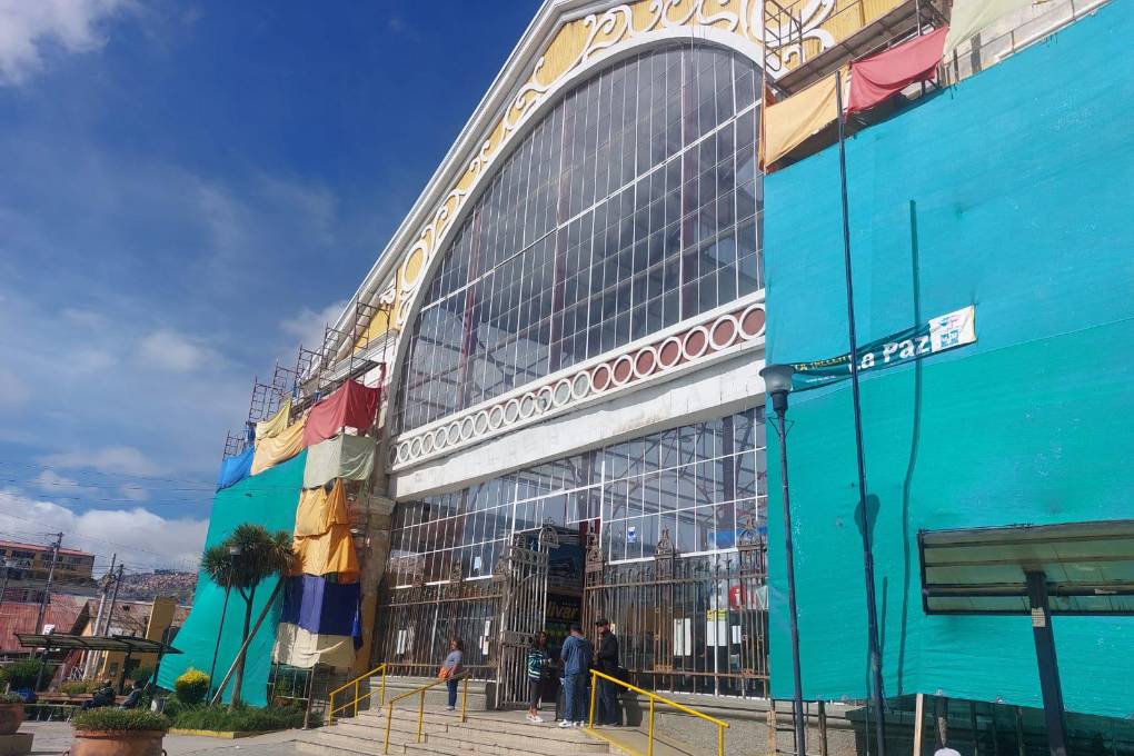 La Terminal de La Paz atiende con normalidad, pese al martes de ch’alla