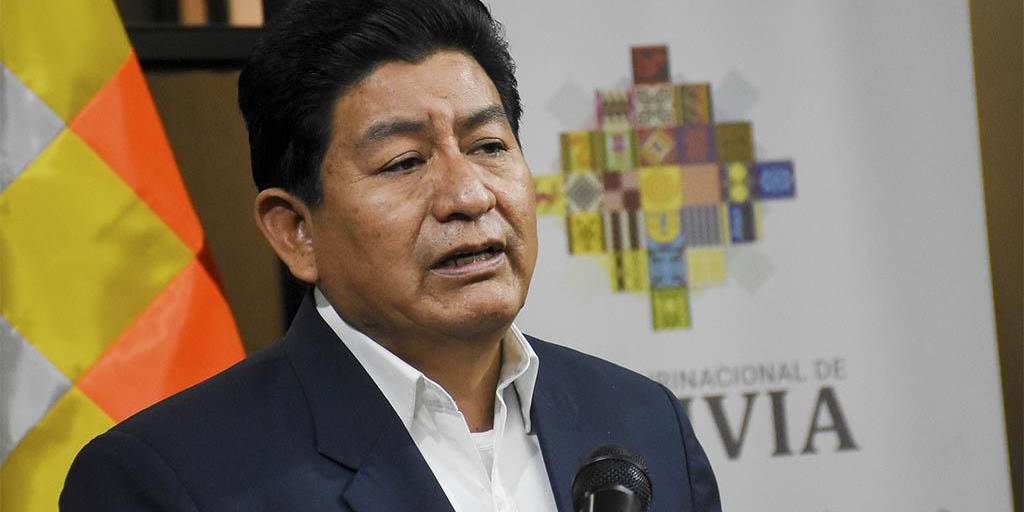 En el MAS y la oposición cuestionan al ministro Montaño por la denuncia de corrupción en la ABC