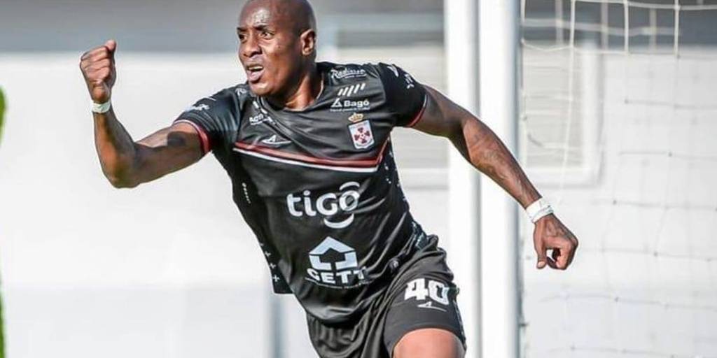 Se salvó Kevin Mina, el delantero que prometió cortarse una parte del ...