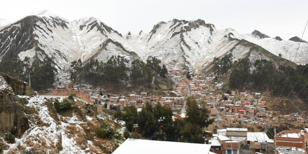 Mira las espectaculares postales que dejó la nevada en El Alto y la ...