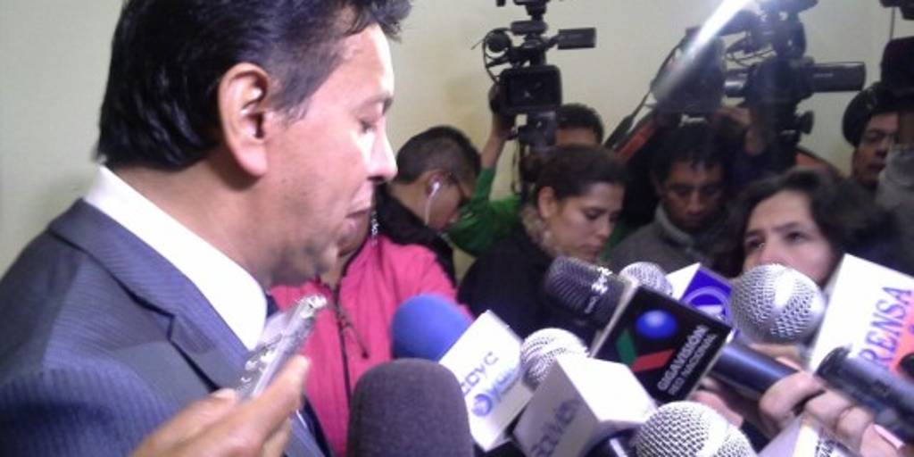 El vocal Ramiro Paredes presenta su renuncia