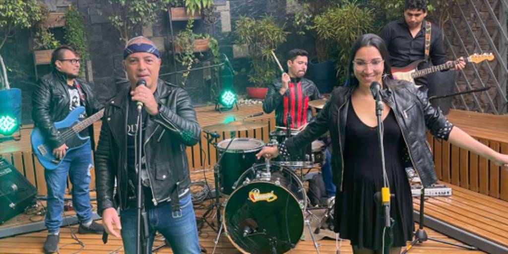 Daniel Pesce regaló una tremenda presentación por el Día Mundial del Rock