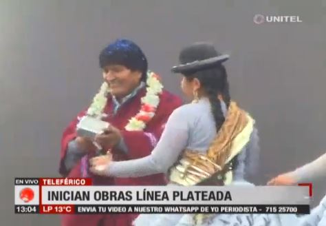 Firman contrato para construir la línea plateada de Mi Teleférico