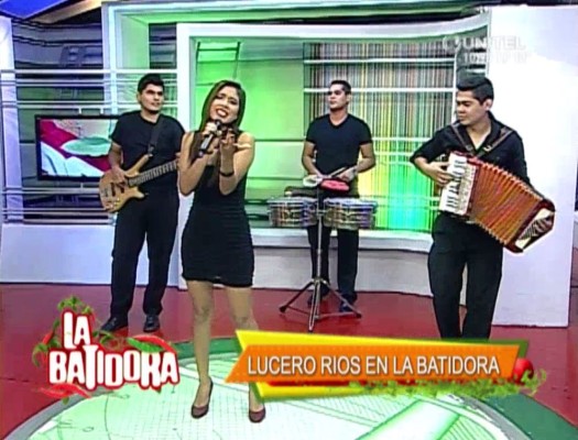 La Batidora: Lucero Ríos nos canta en el programa su tema "Sinceramente"