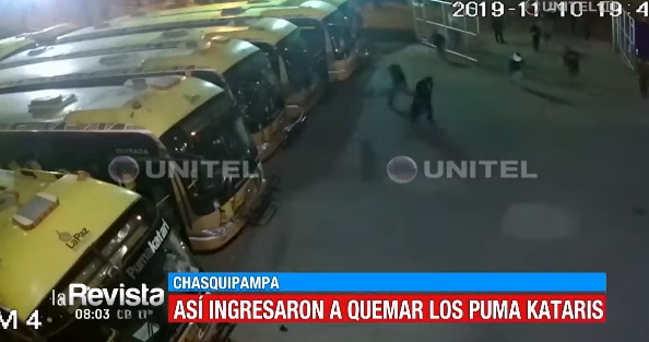 Quemaron 64 buses Puma Katari, La Paz reporta pérdida millonaria