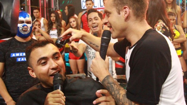 Estos fueron los últimos segundos con cabello de José Melgar