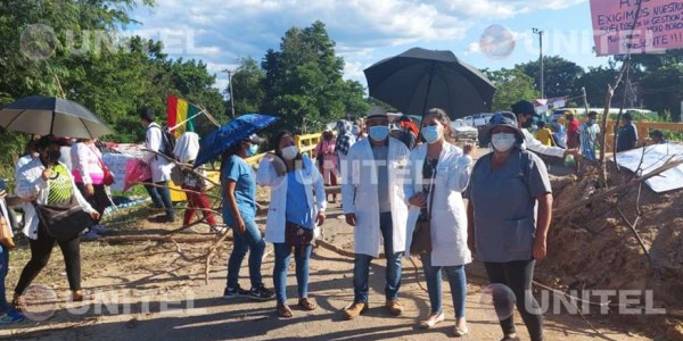 Se reinstaló el bloqueo de trabajadores en salud en la carretera a los ...