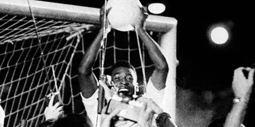 Video: “O milésimo”, la historia del gol 1.000 de Pelé