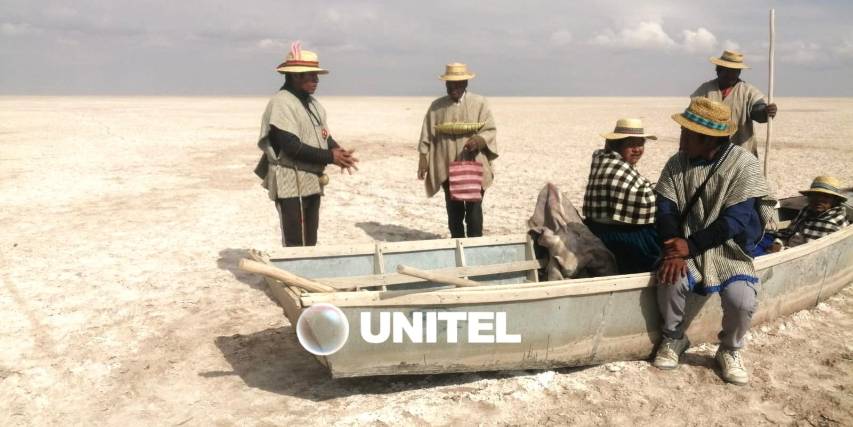 Los Urus se resisten a dejar el Poopó, el desierto donde antes estaba ...